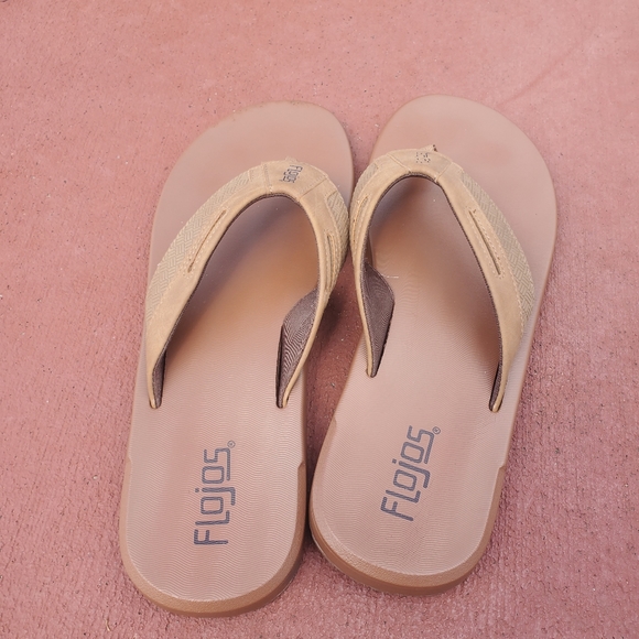 Flojos | Shoes | Flojos Mens Sandals Sz 2 | Poshmark